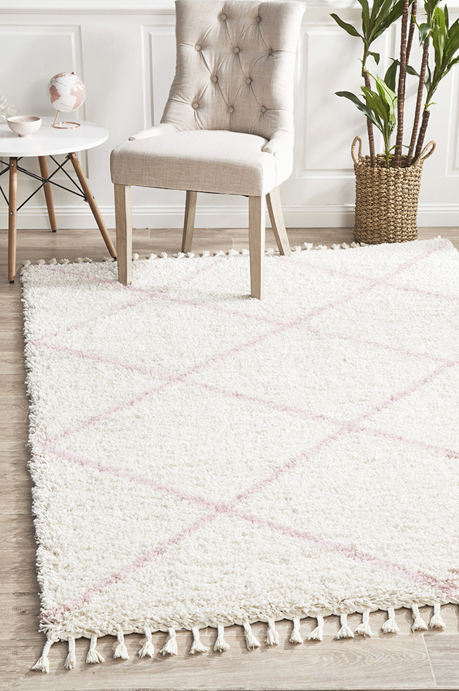 Sturdy High Pile Rug | Carpet Capers | Subtle Elegance