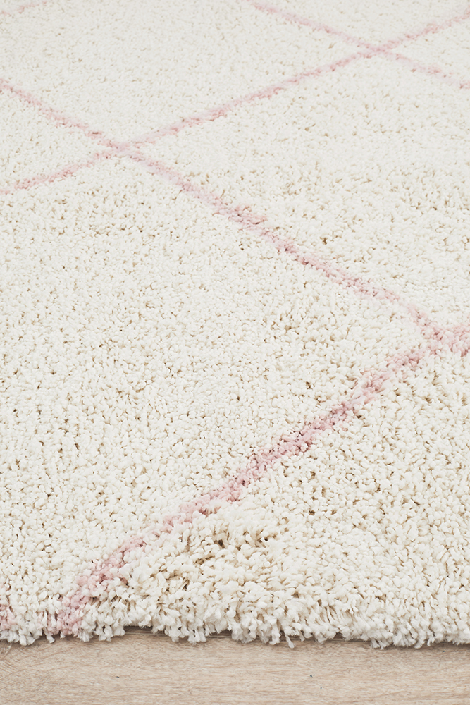 Sturdy High Pile Rug | Carpet Capers | Subtle Elegance