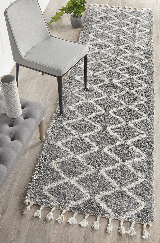 Solid Thick Pile Rug: Plush Moroccan Design for Elegant Rooms