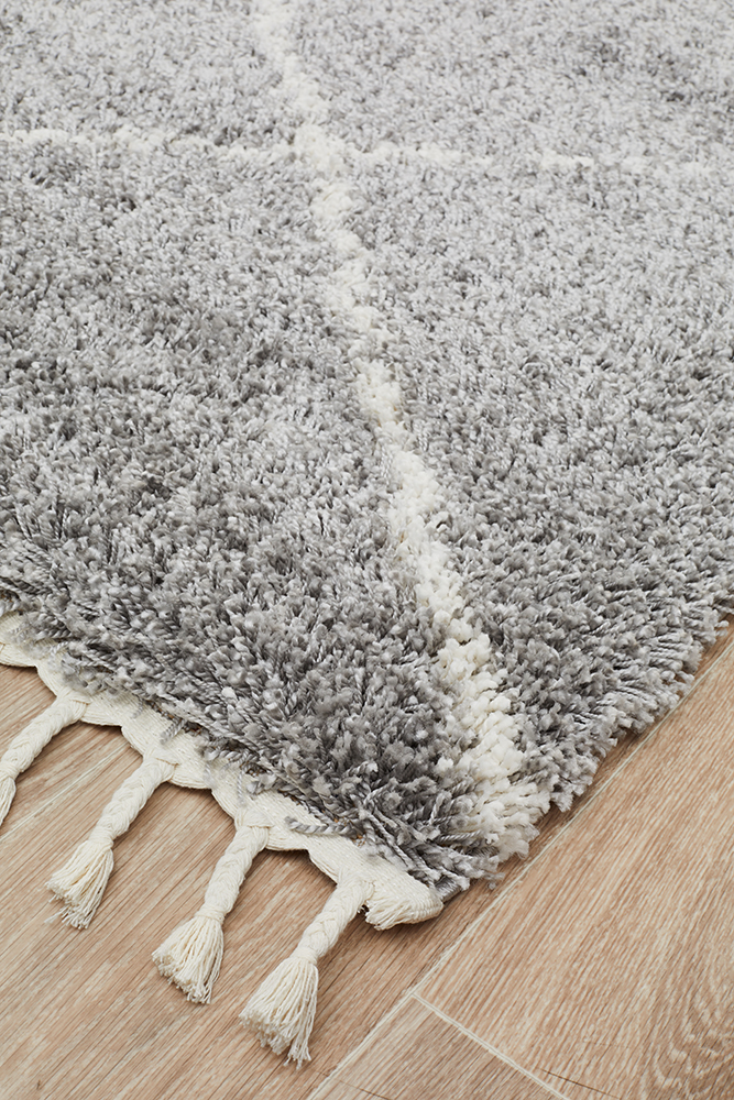 Solid Thick Pile Rug: Plush Moroccan Design for Elegant Rooms