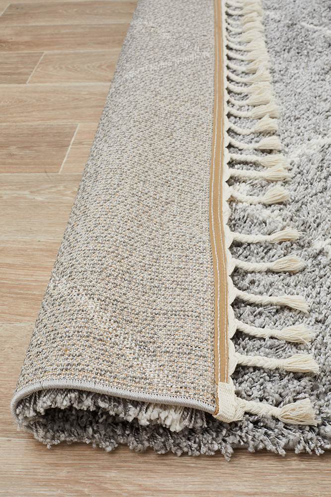 Solid Thick Pile Rug: Plush Moroccan Design for Elegant Rooms