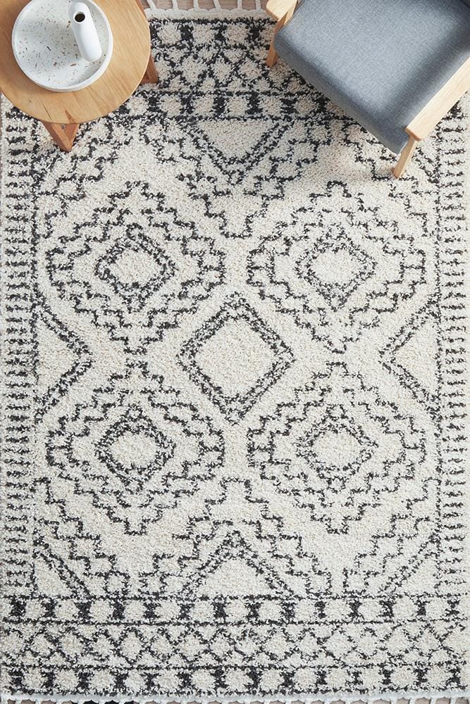 Natural Shag Pile | Carpet Capers | Ivory And Charcoal Hues