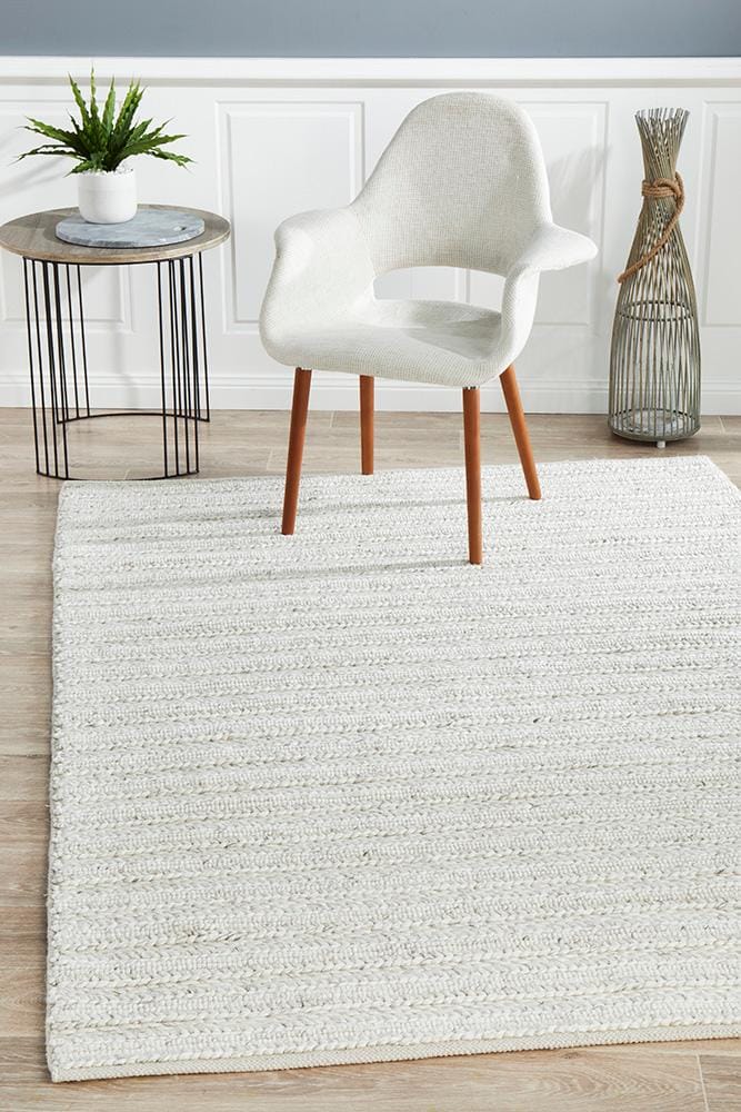 Handwoven Ivory Rug | Carpet Capers | Attractive Appeal
